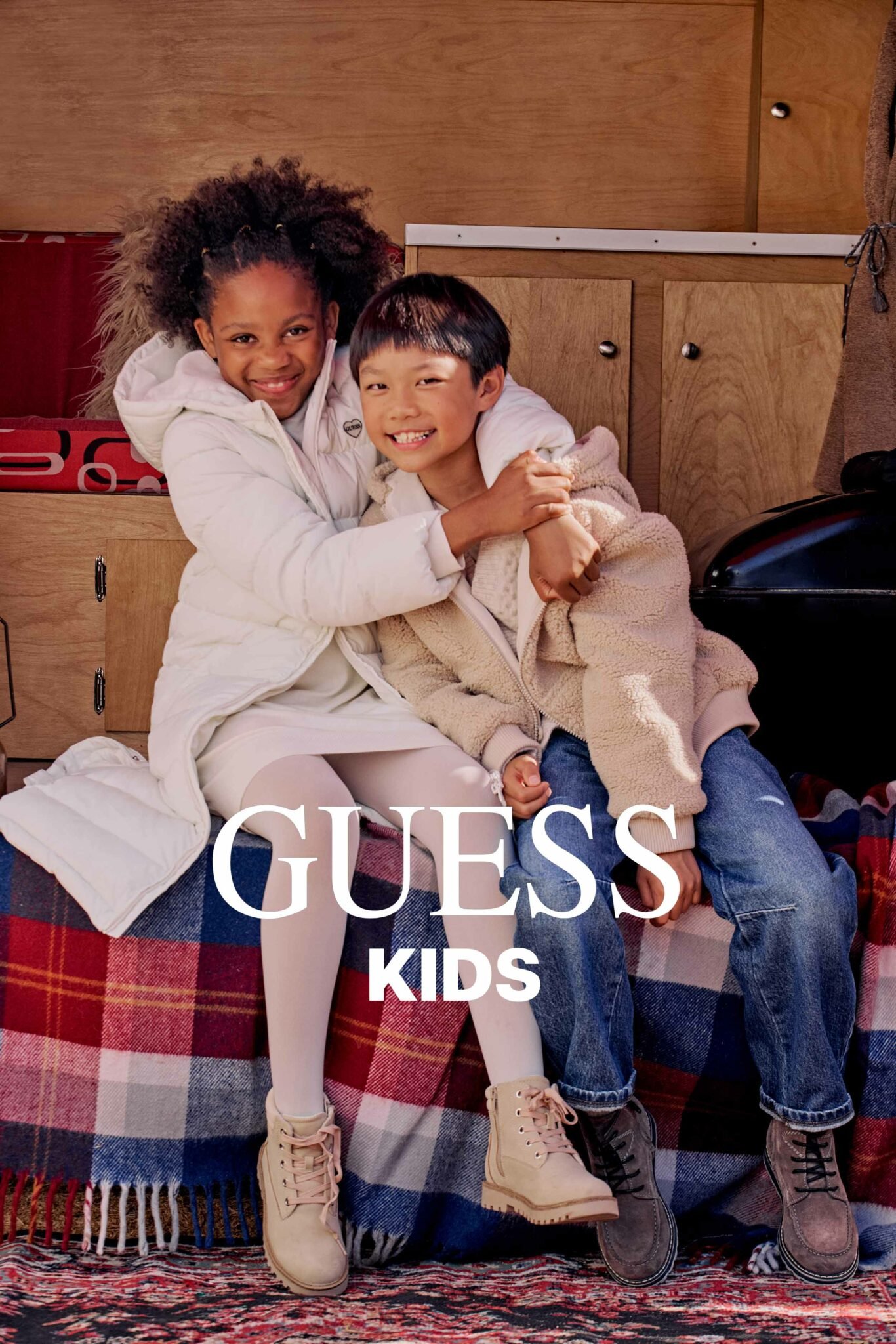 GUESS KIDS - Colecciones Europeas
